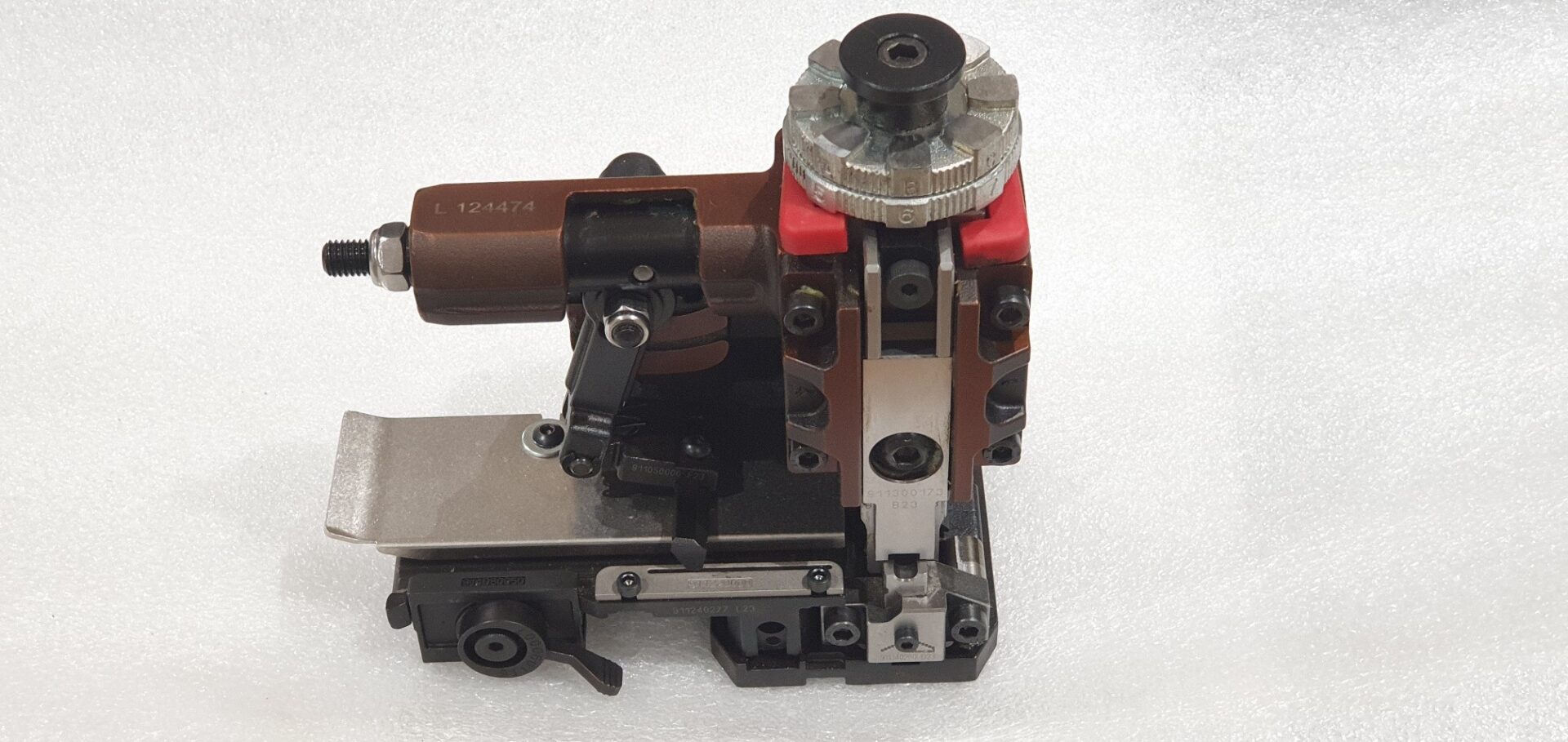 Applicator for Delphi-Aptiv 12045773 - Leadmaker Services