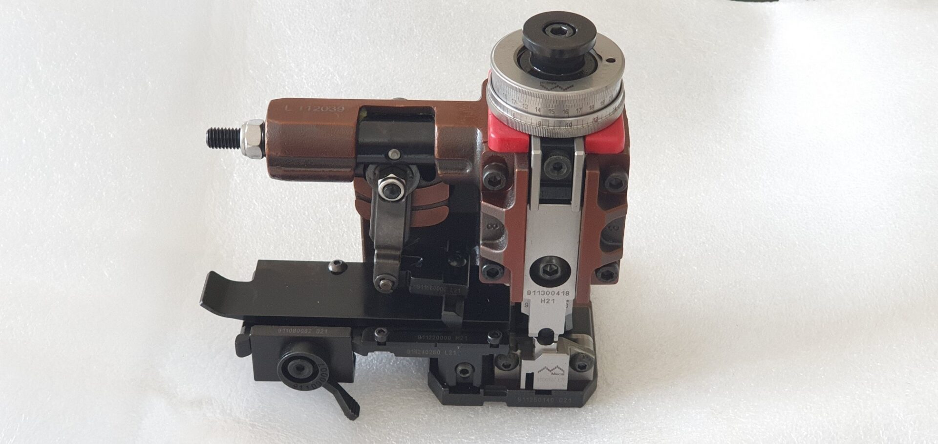 Applicator for Molex 501193-9000 - Leadmaker Services